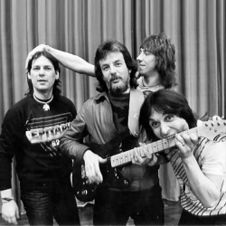 Epitaph – Biografie – Epitaph – The Rockband